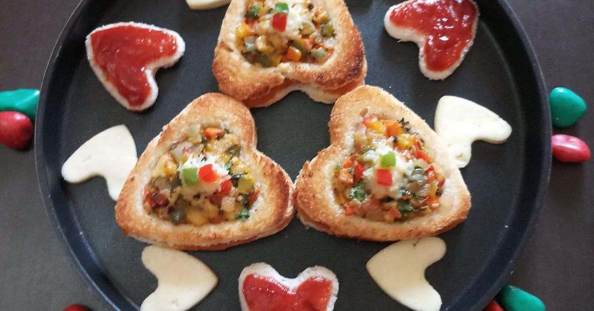 Cheese Veg Bread Heart Disc Recipe By Poonam Gupta