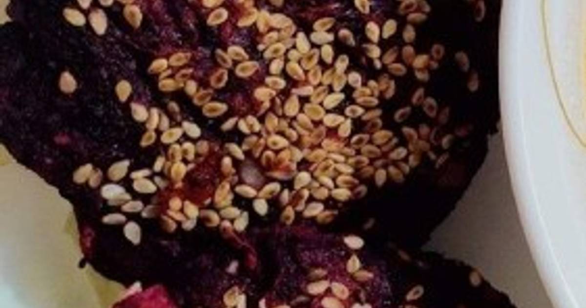 Korean Beetroot Veggie Burgers Recipe by Diksha Singh - Cookpad