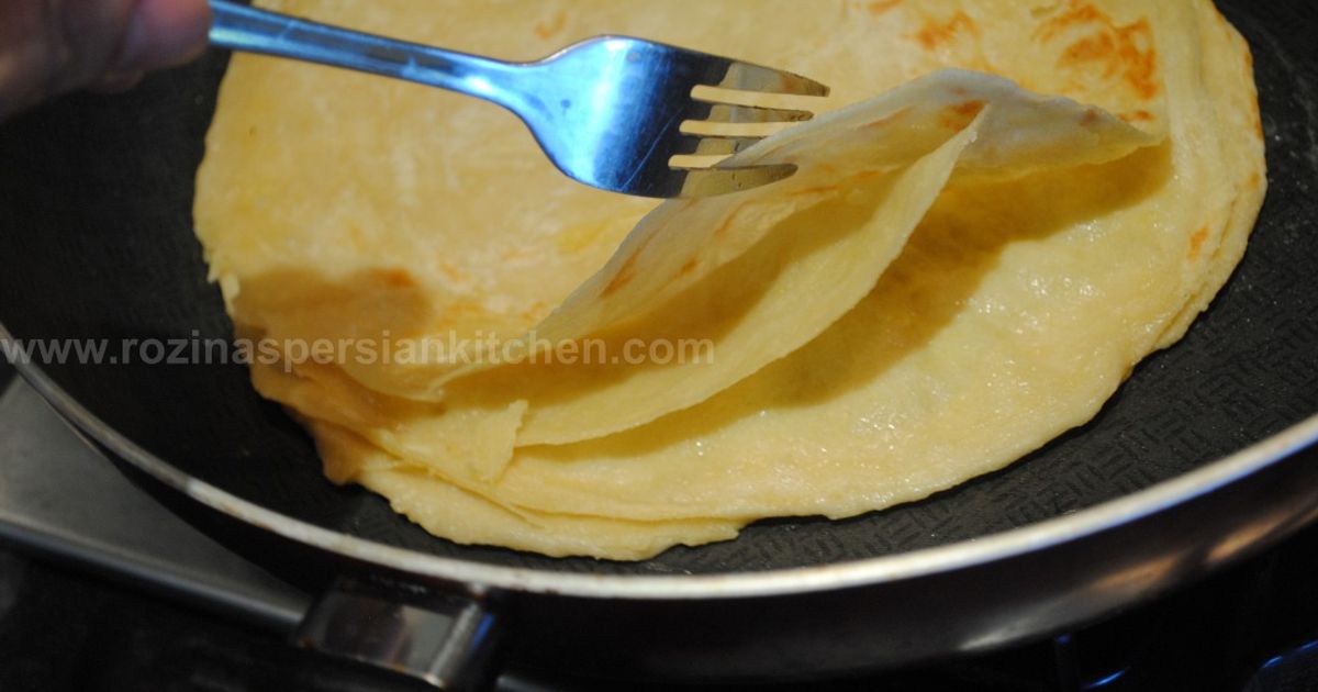 Paratha Bread Recipe by Rozina Dinaa - Cookpad