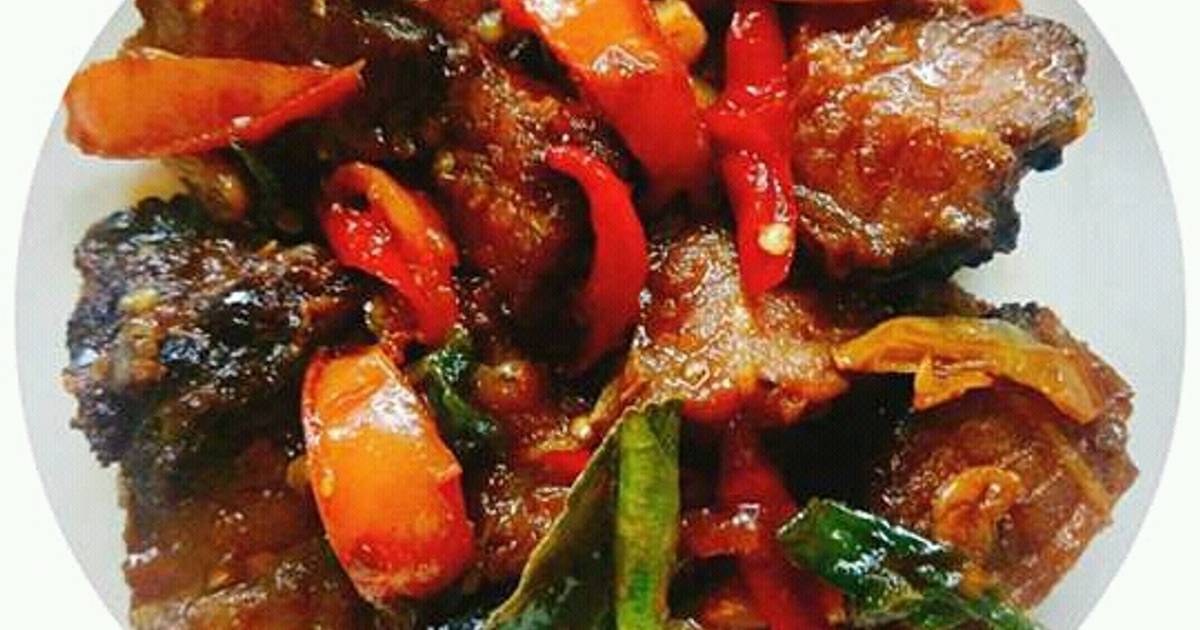Resep Oseng ikan pari asap (iwak pe) oleh Eni Fitriana - Cookpad
