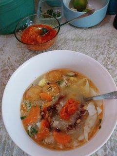 Resep Soto Banjar Resep Asli Kalsel oleh Iftitah Kurniasari - Cookpad