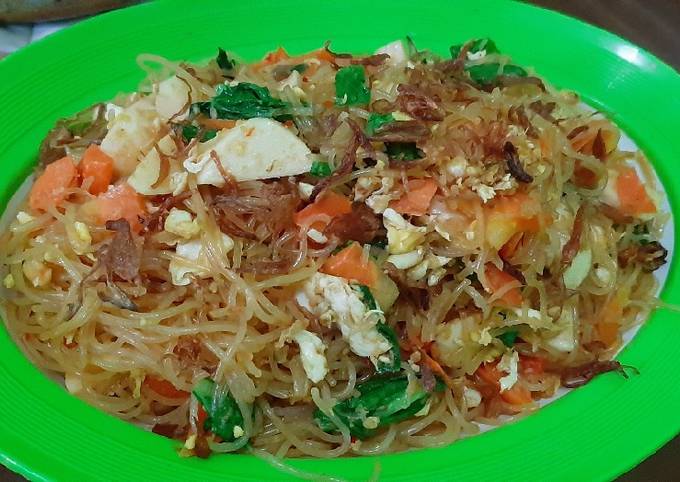 Resep Bihun Goreng Sedap oleh suci rahadian - Cookpad