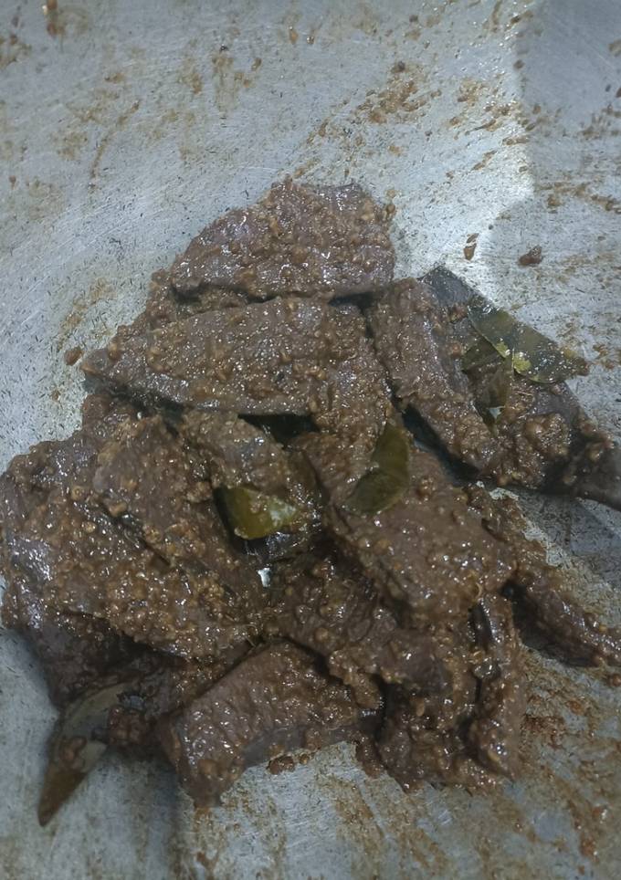 Resep Hati sapi bumbu ketumbar oleh Rohmaniah - Cookpad