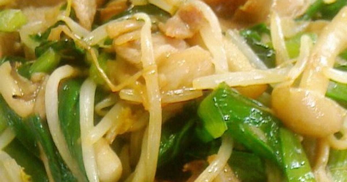 Chinese Chives, and Bean Sprouts Recipe by Mamta Maya - Cookpad