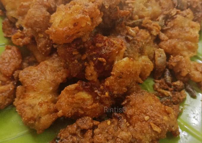 Resep Kepiting Soka Khas Tarakan goreng Bersalut Telur Asin Daun Kari ...