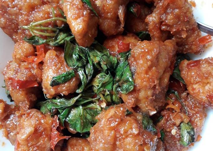 Resep Ayam sambal kemangi oleh Dessy Oktaviani - Cookpad