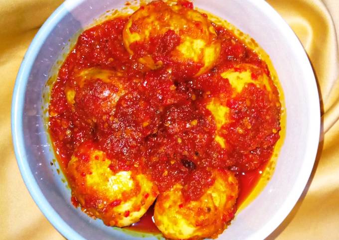 Resep Telur Balado/Telur sambal oleh El Hallie - Cookpad