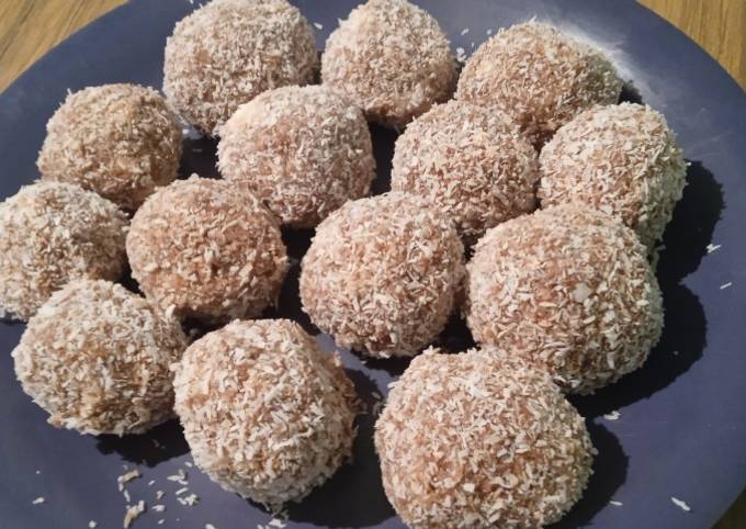 Trufas de banana, coco y avena 🍌🥥 Receta de Mabel González - Cookpad