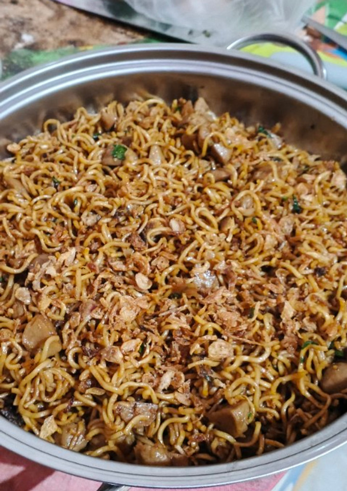 Resep Mie Goreng Ala Noer Kitchen oleh ratih noer - Cookpad