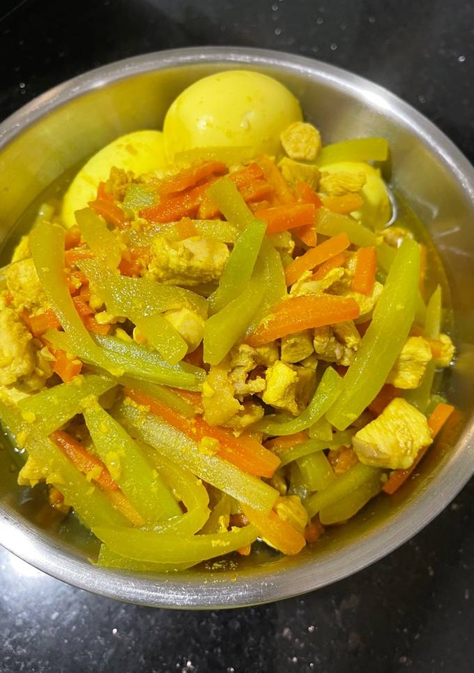 Resep Labu Siam Wortel Telur Masak Kuning oleh The Erlims’ Meal - Cookpad