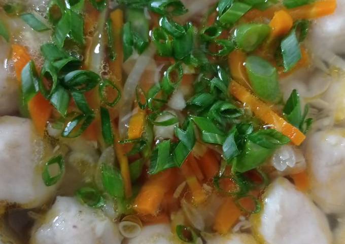 Resep Sup pentol ikan oleh lena aj - Cookpad