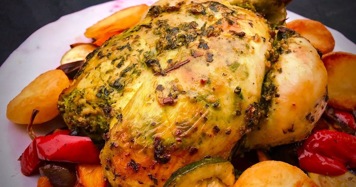 Thai Roast Chicken Recipe by marni xuto - Cookpad