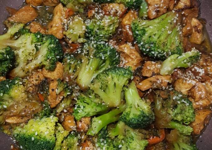 Pollo con brócoli Receta de Dori - Cookpad