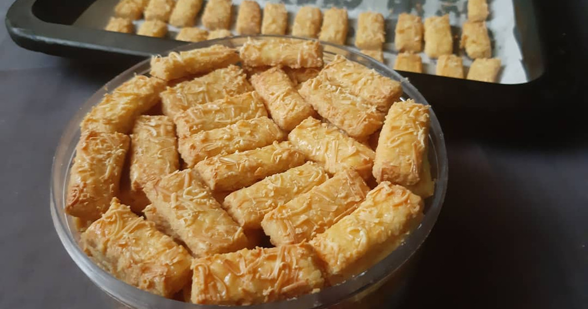 Resep Kastengel Keju Cheddar Tanpa Cetakan Kastengel oleh Vina Elvi Farihah - Cookpad
