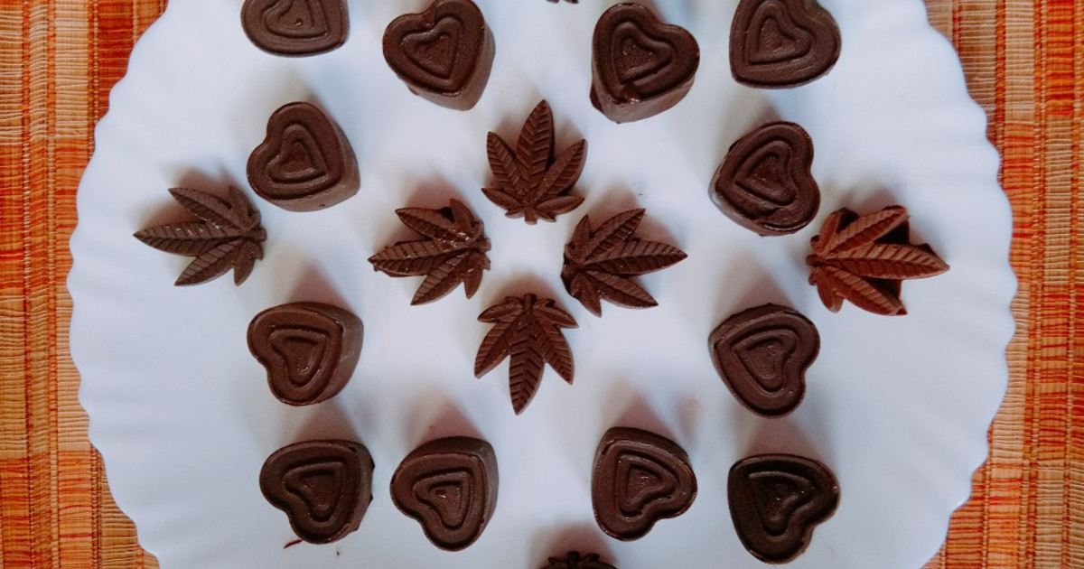 Homemade Chocolate Recipe by Ilavarasi Vetri Venthan - Cookpad