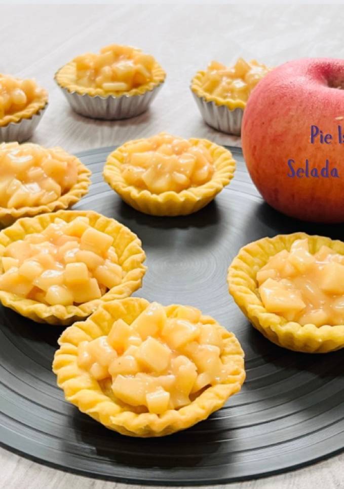 Resep 122. Pie isi Selada Apel oleh Juliana Tendeas - Cookpad