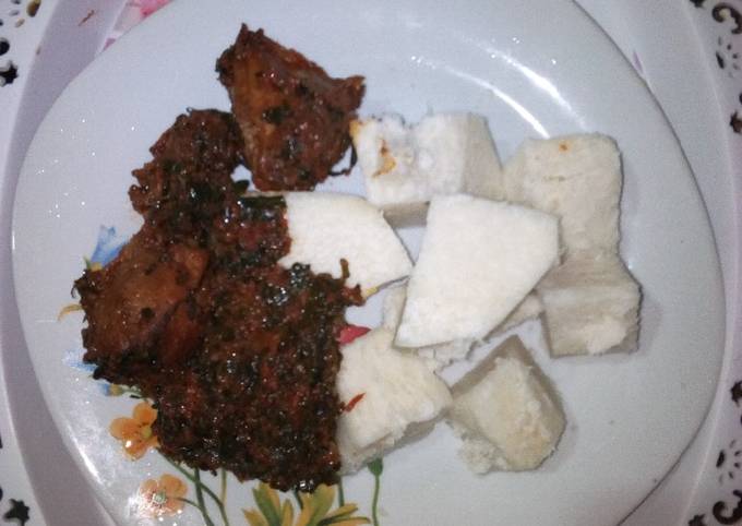 Yam and vegetable source Recipe by lydia Omo(Abujamom) - Cookpad
