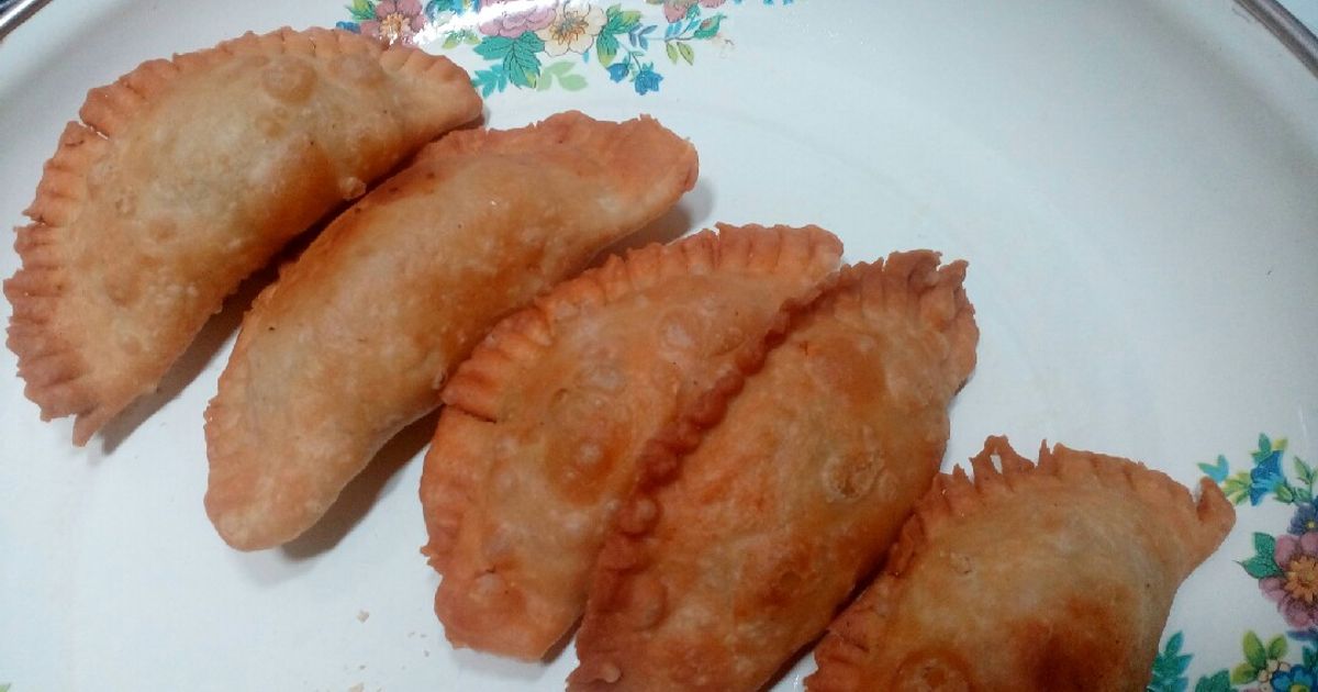 Resep Pastel Isi Ragout Kulit Super Simple & Gurih oleh Thebby ...