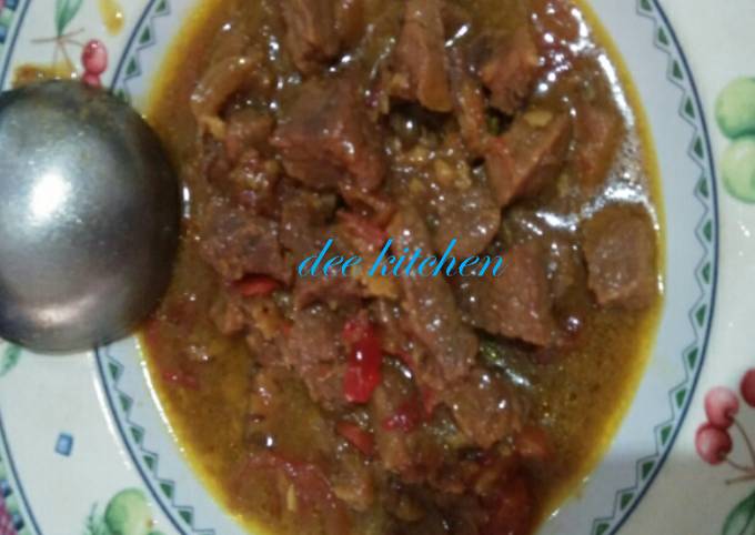 Resep Terik daging sapi (Dyah Prasetya ningtyas) oleh D e e - Cookpad