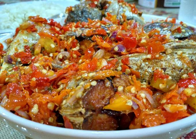 Resep Ikan goreng Rica sulawesi oleh Herradz - Cookpad