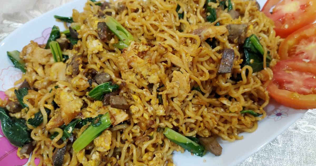 Resep Mie goreng rasa rendang oleh 🎀 Mommy Cha Kitchen 🎀 - Cookpad