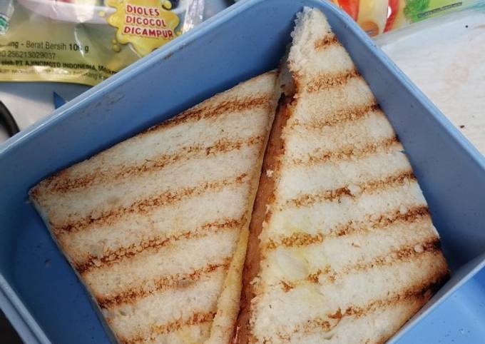 Resep Ide bekal roti bakar isi oleh ayya d razzka - Cookpad