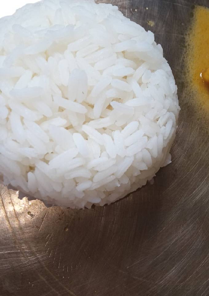 Bakul Samantha Sarkar দ্বারা ঝরঝরে সাদা ভাত (Jhorjhore Sada Bhat Recipe ...