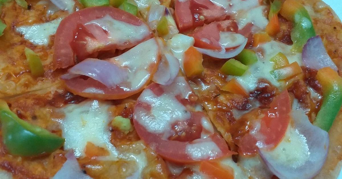 Chapati Pizza Recipe by Shayla Saleem - Cookpad