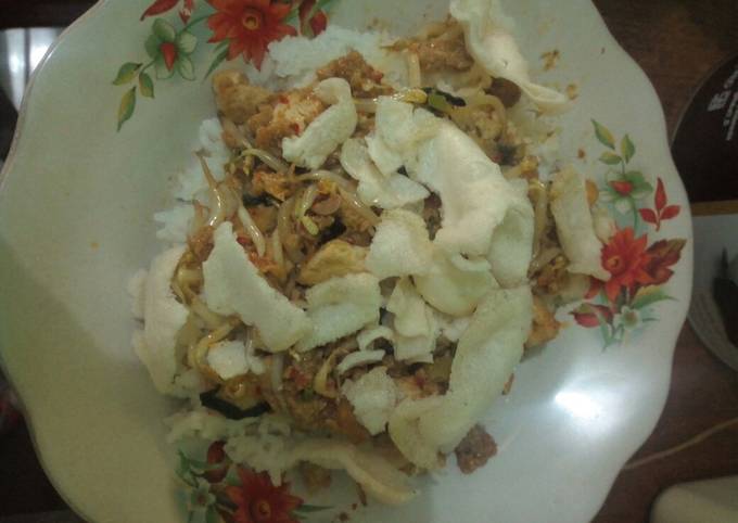 Resep Toge goreng oncom oleh diah anggraini - Cookpad