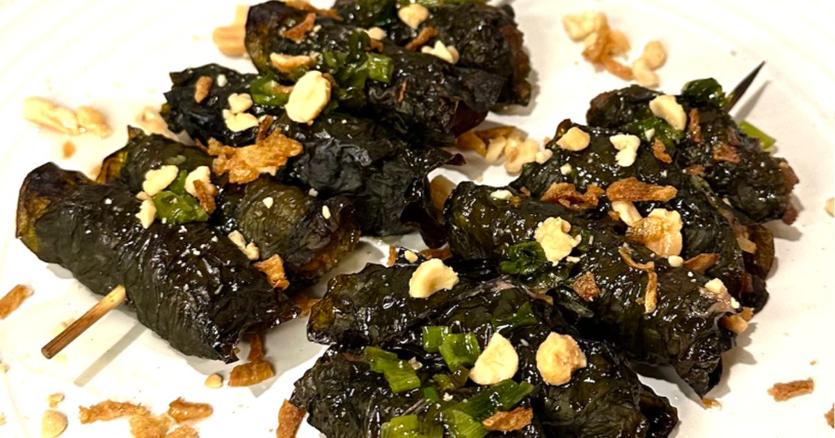 Vietnamese Beef Wrapped In Betel Leaves! (Bò Lá Lốt) Recipe By Tâm