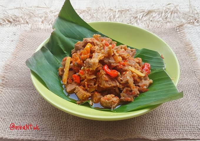 Resep Oseng Daging Mercon oleh Tituk SK - Cookpad