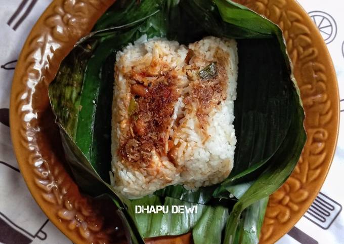 Resep Nasi Bakar Ayam Suwir Oleh Dhapu Dewi Cookpad