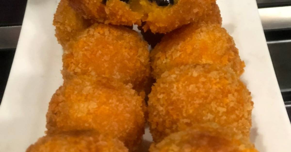 Resep Bola Ubi Coklat lumer oleh fitria fifakila - Cookpad