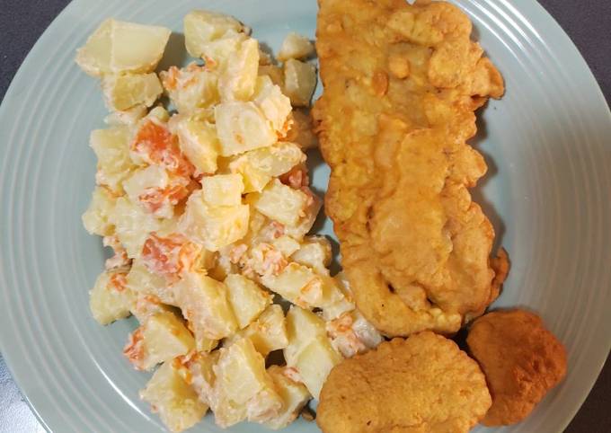 Pescado frito con papas mayo Receta de Miryan lara C.- Cookpad