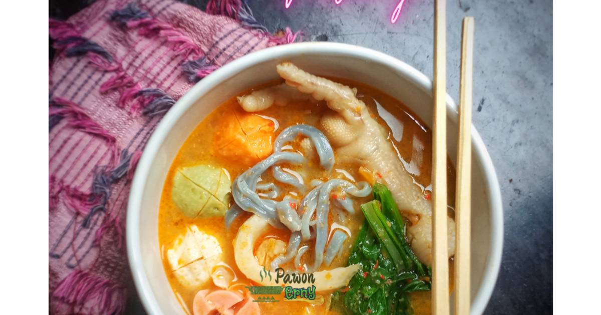 Resep Mie Tomyam Ayam Pelangi oleh Erny Sulistyowati (Pawon Erny) - Cookpad