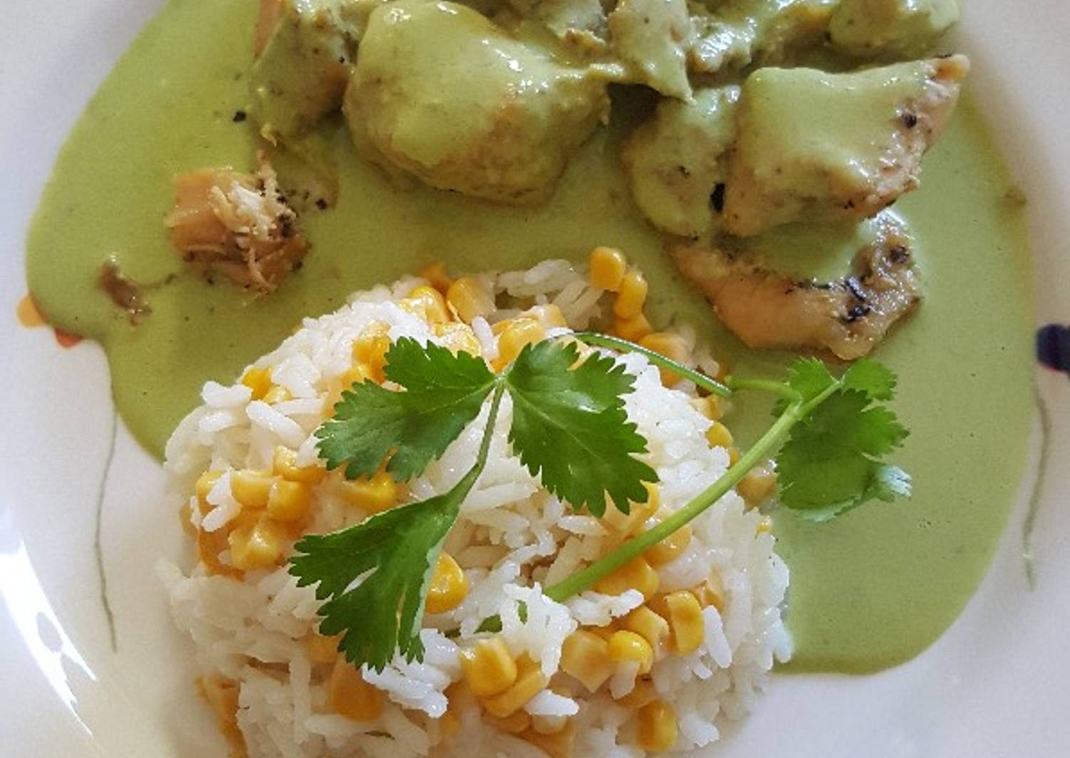 Pollo en salsa de cilantro Receta de Isabel García - Cookpad