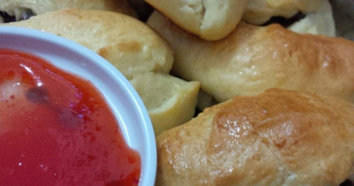 Resep Roti daging sapi SCD (Soft Crunchy Delicious) oleh Lannie - Cookpad