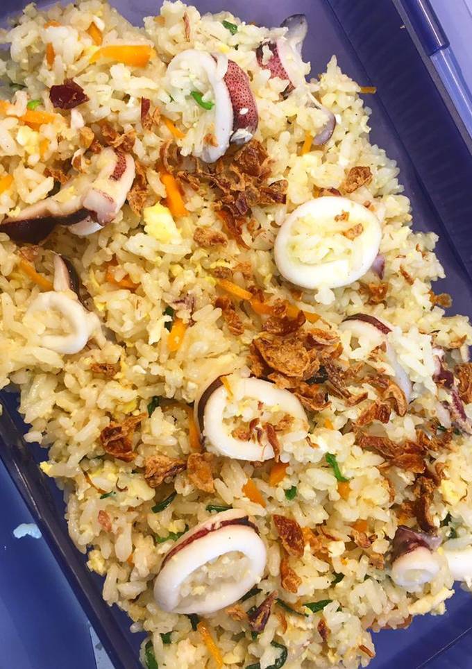 Resipi Garlic butter fried rice oleh Wanie - Cookpad