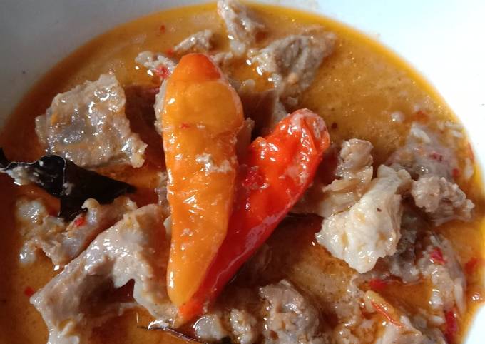 Resep Brongkos Daging Sapi Sederhana oleh Wintriz - Daily Cooking - Cookpad