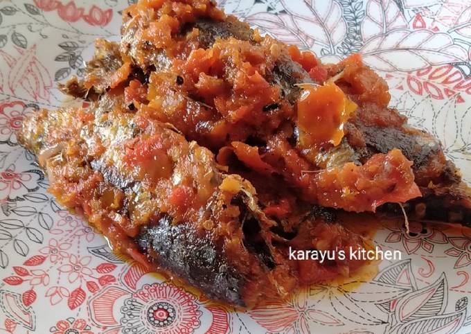 Resep Sambal Ikan Pindang Keranjang Oleh Kekarayu Cookpad