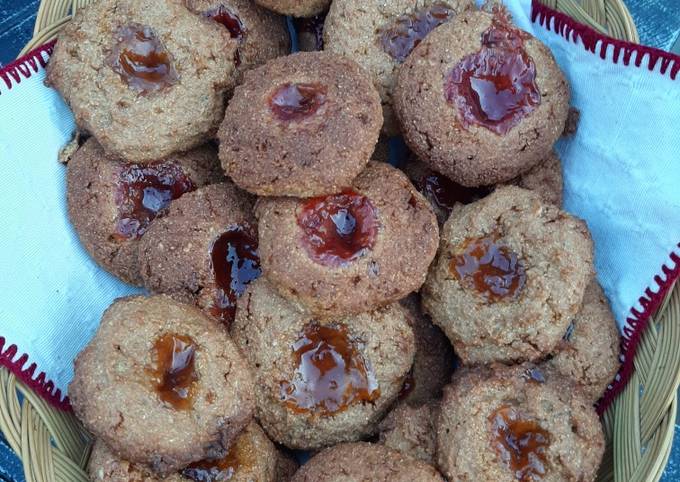 Pepas integrales con mermelada de frutilla y durazno light Receta de ...