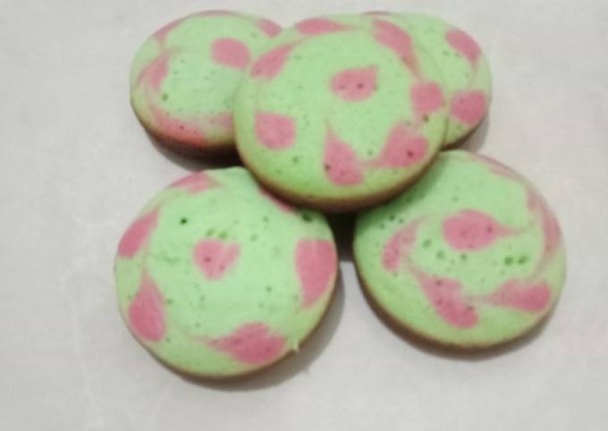 Resep Bolu pandan mini oleh Riani - Cookpad