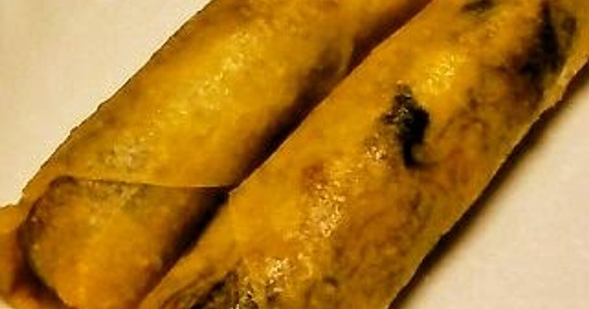 Our Family Recipe For Spring Rolls With Bamboo Shoots Recipe By Cookpad ...