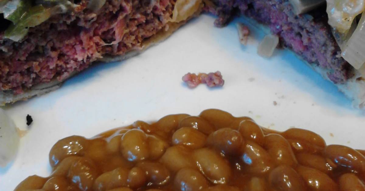 Philly Cheesesteak Burgers Recipe by renee - Cookpad