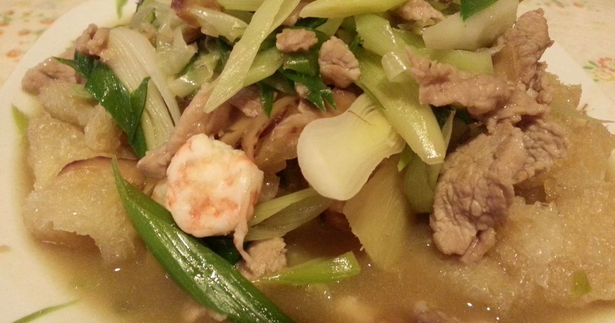 Stir Fried Leek With Fish Maw & Pork. Recipe By James Ong