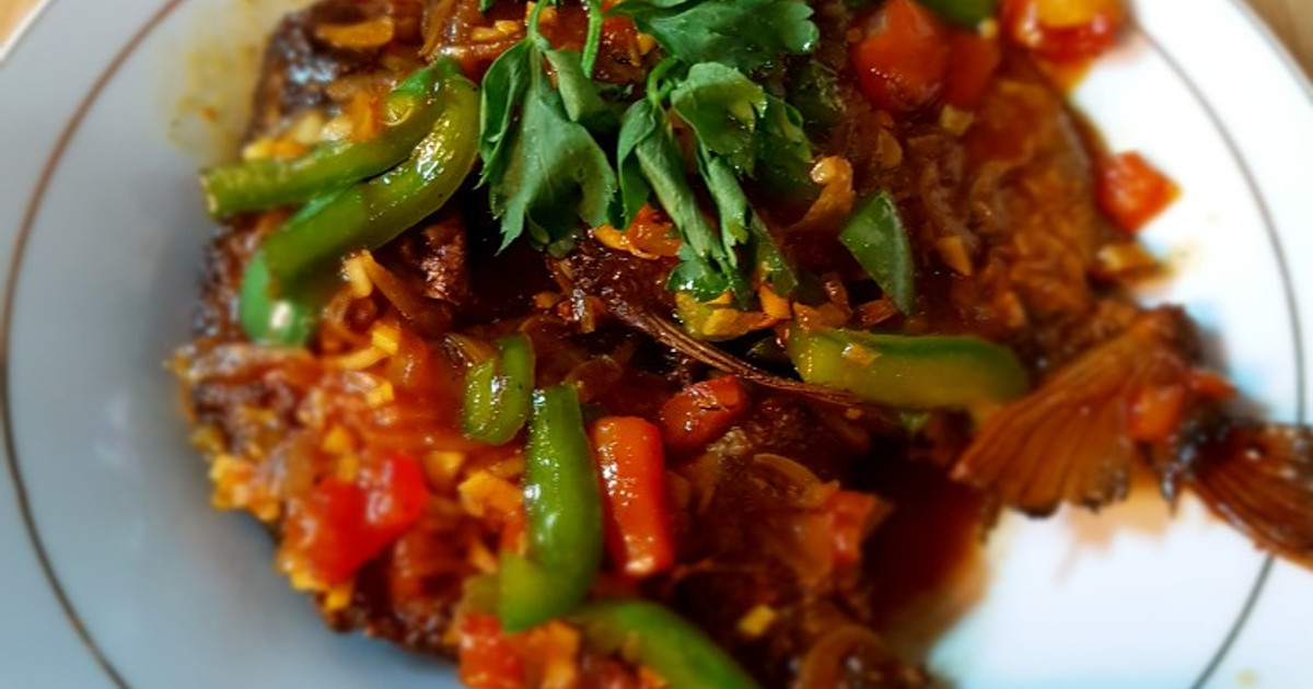 Resep 2. Bawal Saos Kecap Manis Asin oleh Ratna - Bundanya Kay- - Cookpad
