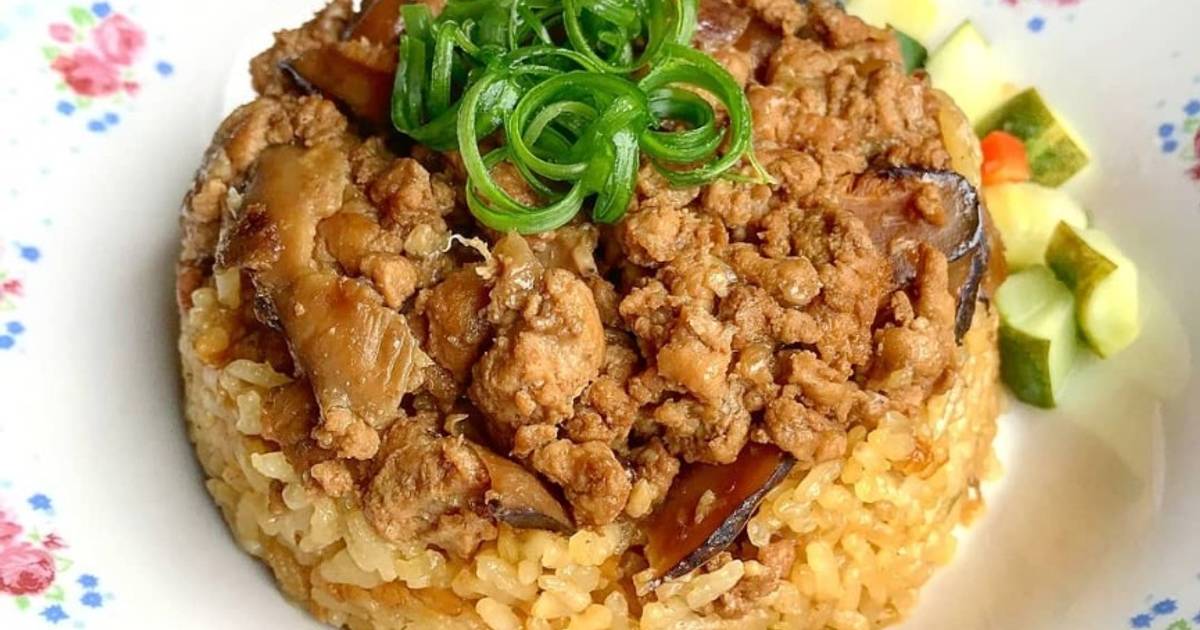 Resep Nasi Tim Rice Cooker oleh Julia Selinda - Cookpad