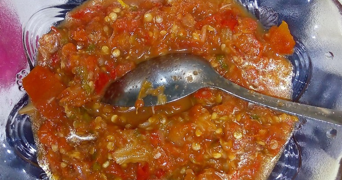 Resep Sambal Cabe Goreng Tomat Mentah..Mak Yuss oleh Eka - Cookpad
