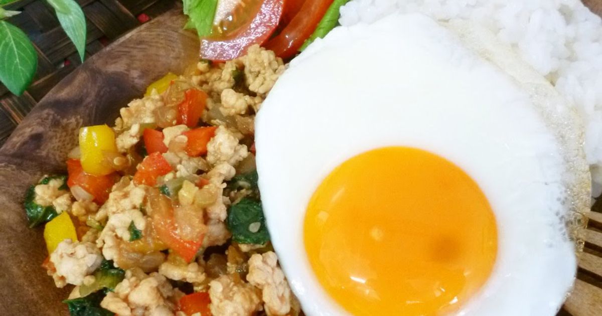 Japanese Style Phad Ga Prao With Fragrant Perilla Leaves Recipe By ...