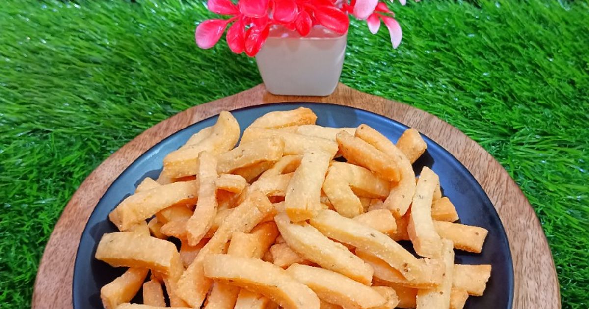Maida Snacks (Mathri) Recipe by Ankita Kapil Varshney - Cookpad